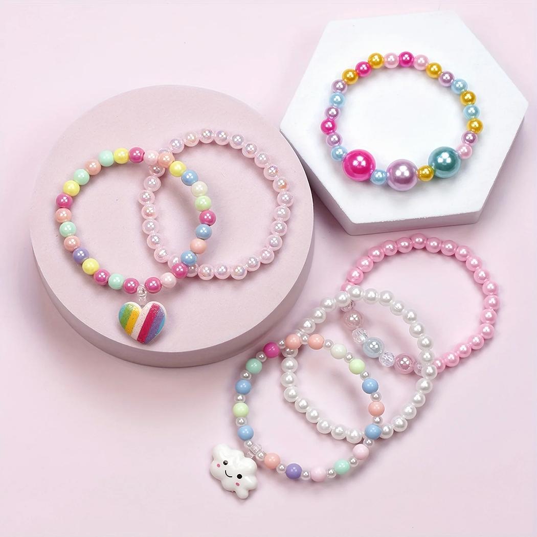 Lot de bracelets en perles et motifs colorés pour petite fille
